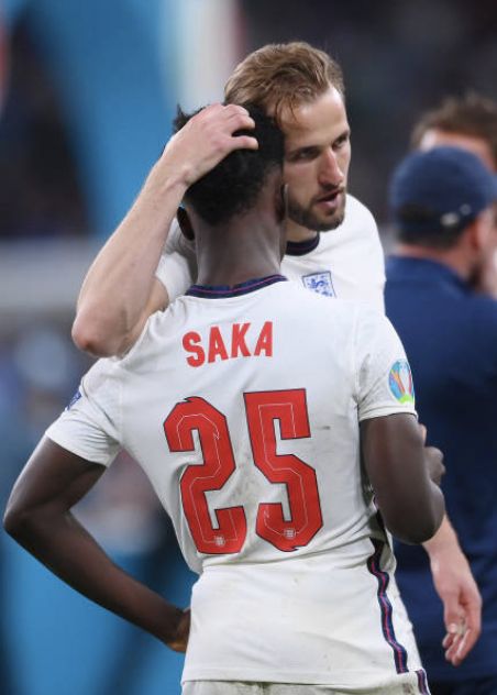 Harry Kane, Cast As The Father Of England As He Consoles His Players ...