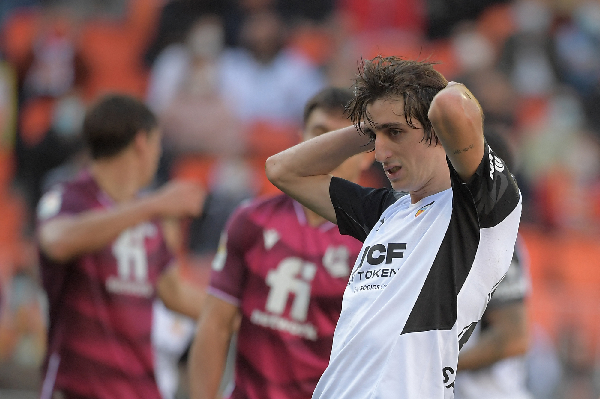 Bryan Gil discusses his struggles at Tottenham, the physicality of the ...