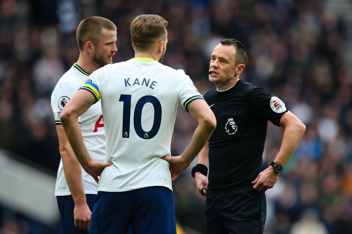 Latest: Tottenham keen to 'wrap up' deal for star player Conte is a ...