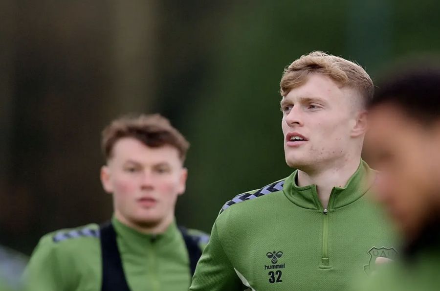 Left centre-back said to be 'greatly admired' by Spurs is described as ...