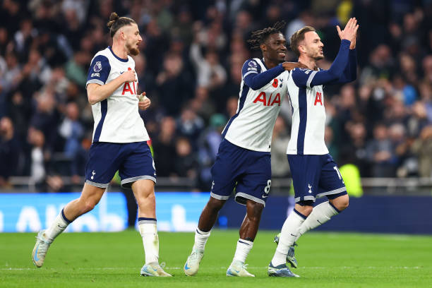 James Maddison scores a fantastic free-kick for Tottenham vs Villa