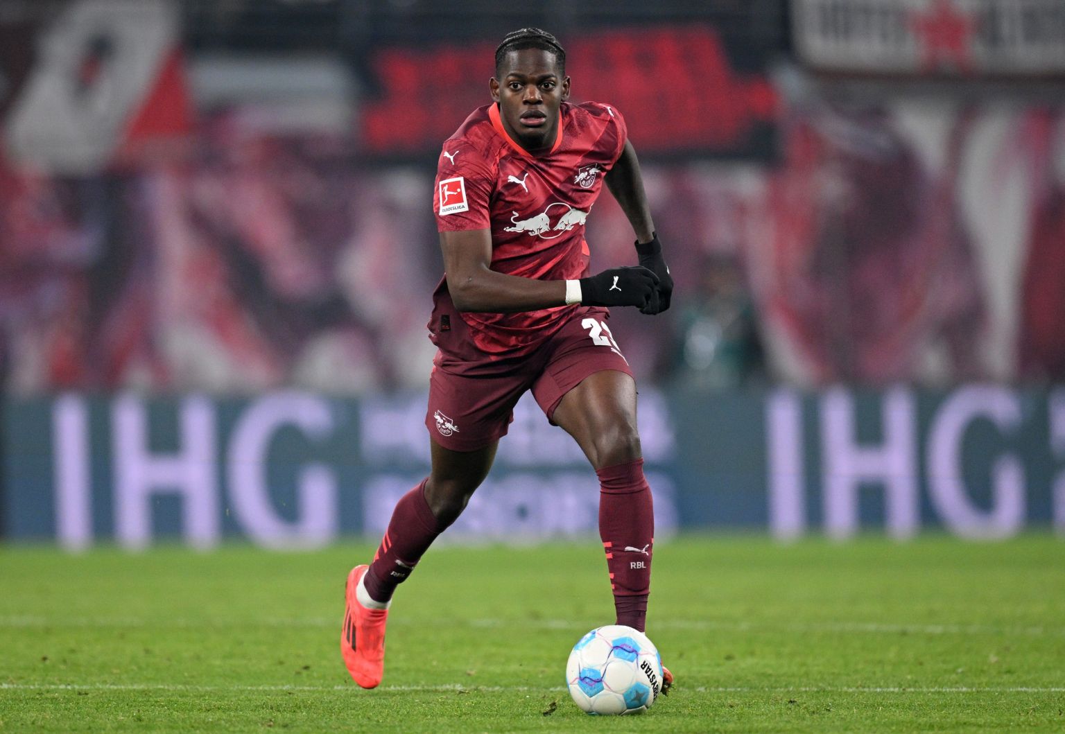 Tottenham eyeing up a move for Castello Lukeba